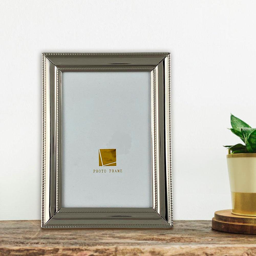 Marco para Foto - Empresas Cemaco